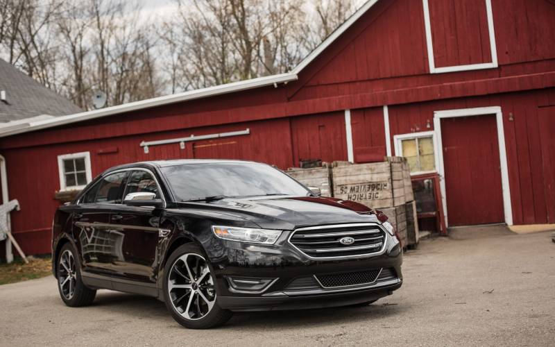 Ford Taurus Limited 2019 | SUV Drive