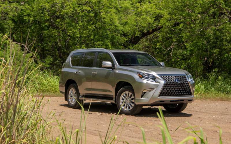 Comparison - Lexus GX 460 Luxury 2021 - vs - Nissan Armada Platinum ...