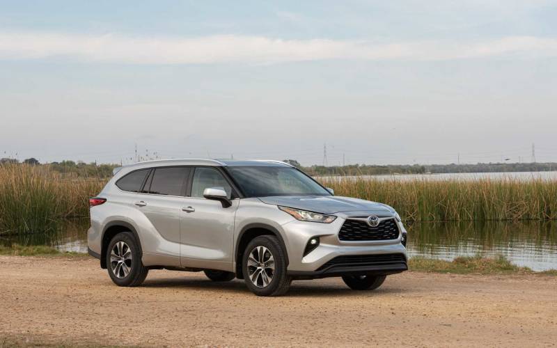 Comparison - Toyota Highlander Platinum 2020 - vs - Lexus RX 350 F ...