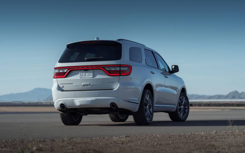 Comparison - Toyota 4Runner Venture Edition 2020 - vs - Dodge Durango ...