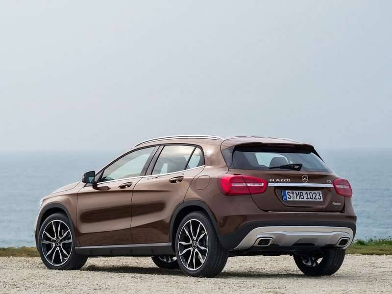 Comparison - Mercedes-Benz GLA-Class GLA250 2015 - vs - Mercedes-Benz ...