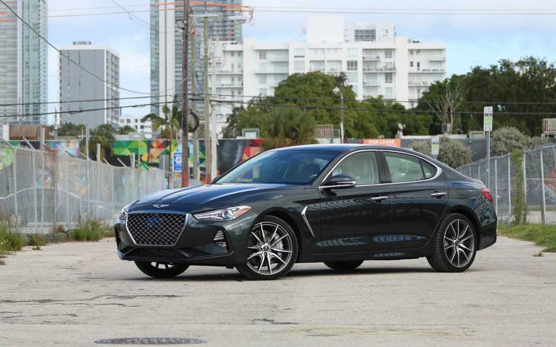 Comparison - Genesis G70 3.3T Dynamic 2019 - vs - Lexus ES 350 F Sport ...