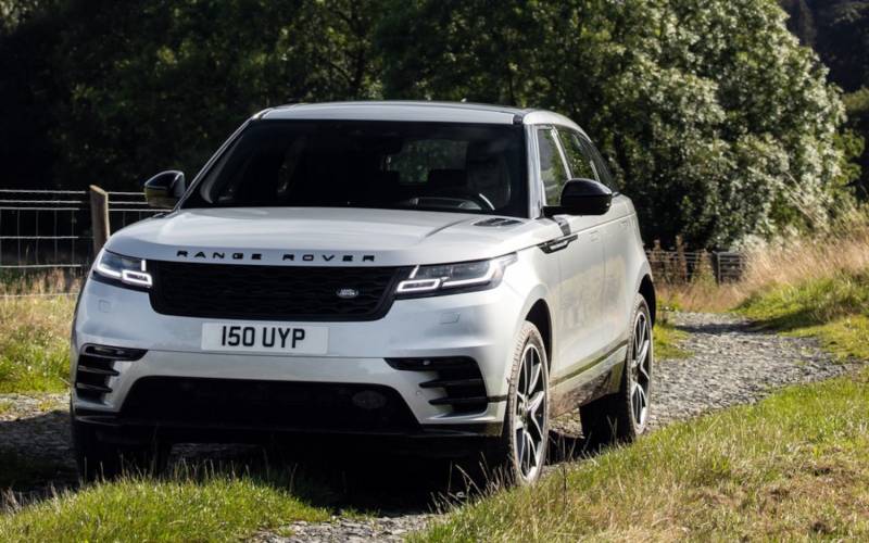 Land Rover Range Rover Velar P400e Plug-In Hybrid 2021 | SUV Drive