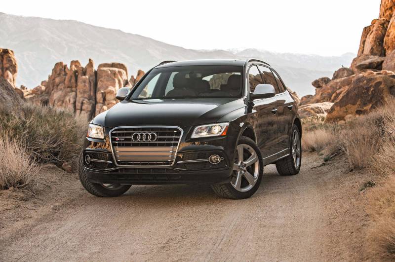 Comparison - Audi SQ5 SUV 2015 - vs - Jeep Cherokee Overland 2019 | SUV ...