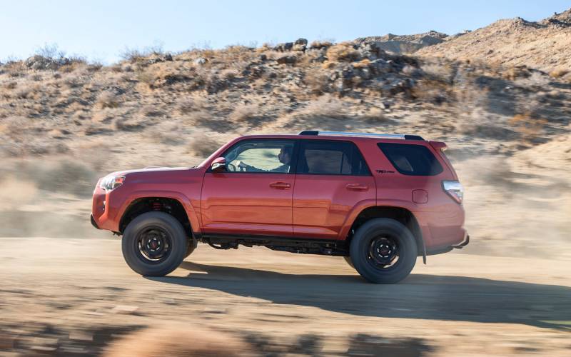 Toyota 4Runner SRS 4x4 2015 | SUV Drive